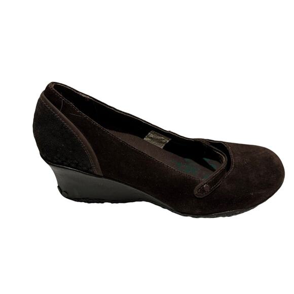 Merrell | Shoes | Merrell Petunia Wedge Vibram Sole Suede Brown Size 8 ...